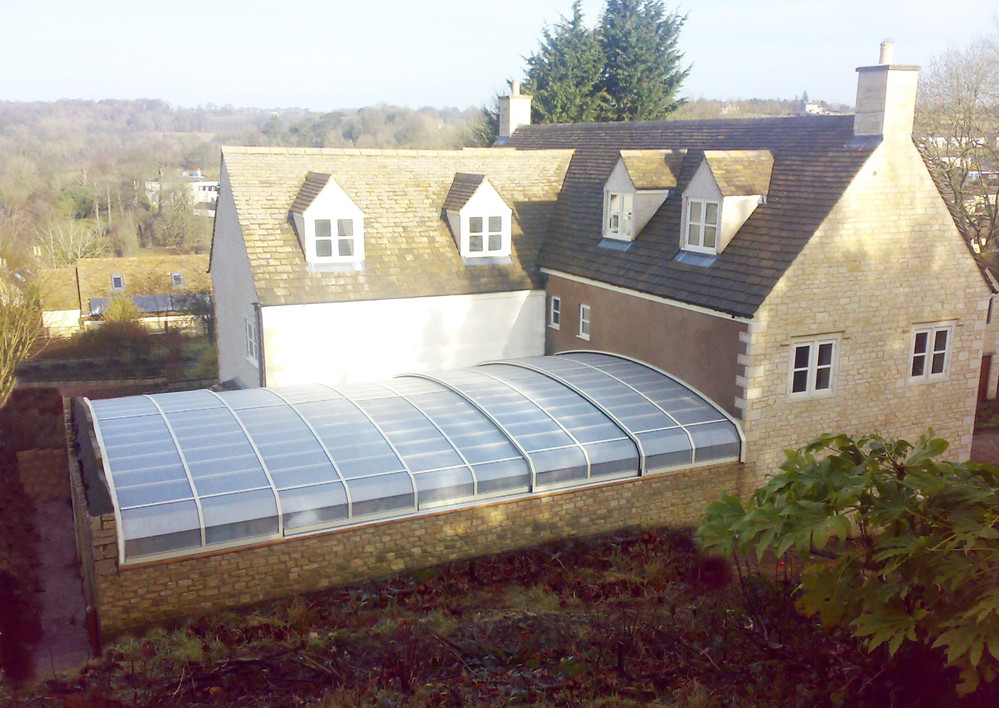 Pool enclosure Oceanic Low - retractable pool cover | SPA International ...
