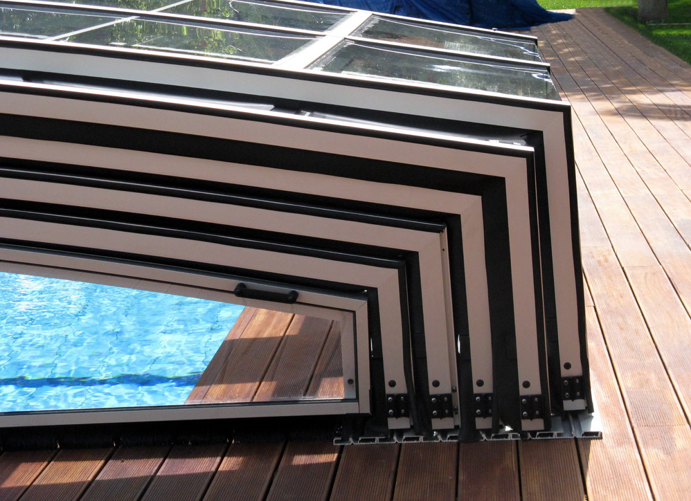 Pool enclosure Viva - retractable pool cover | SPA International Korea