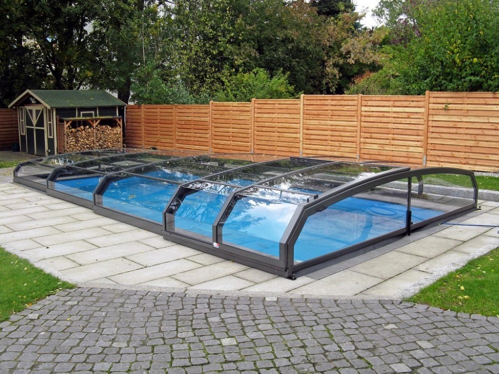 Pool enclosure Riviera - retractable pool cover | SPA International Korea