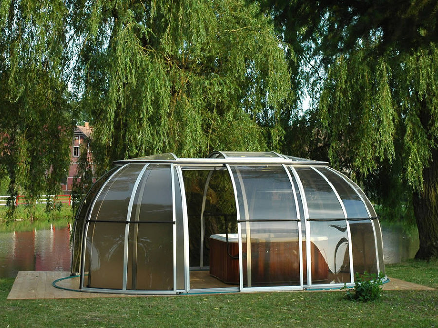 Hot tub enclosure Spa Sunhouse galleries - retractable hot tub ...