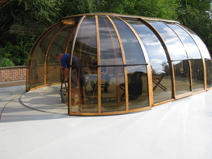 Hot tub enclosure Spa Sunhouse galleries - retractable hot tub ...