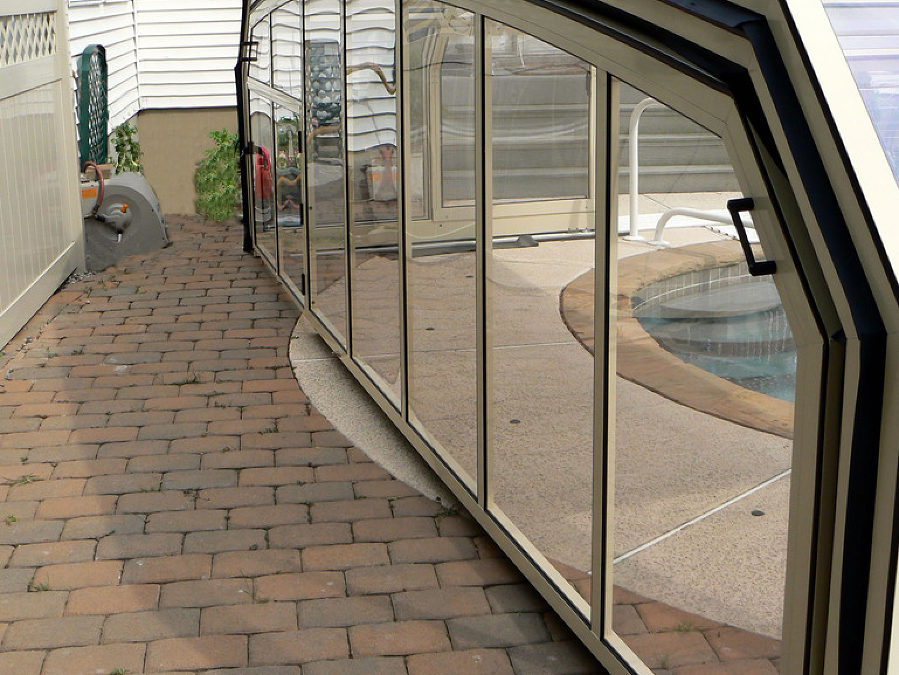 Pool enclosure Oceanic Low - retractable pool cover | SPA International ...