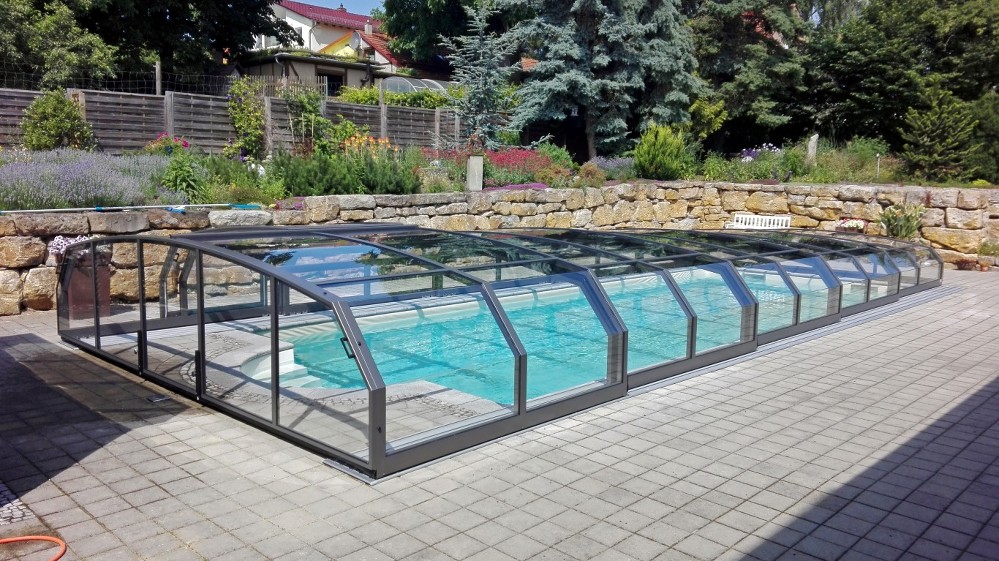 Photo gallery of Pool enclosure Oceanic Low - retractable pool cover ...