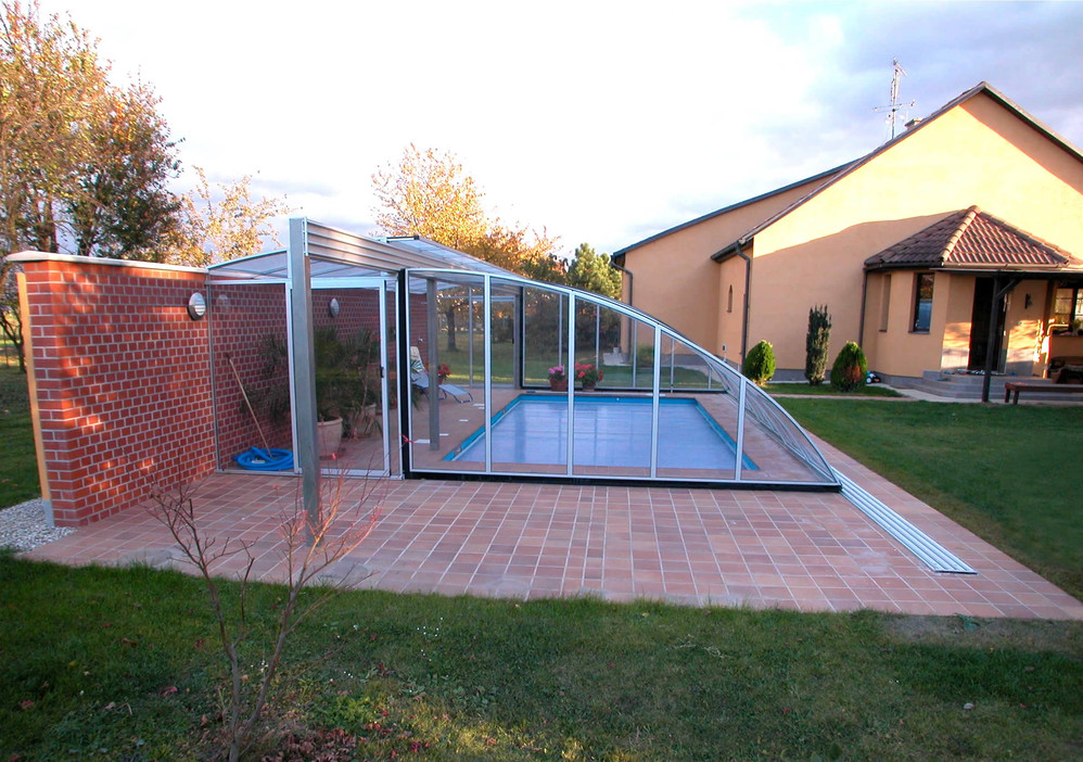 Acoperire piscina Ravena – acoperire retractabila pentru piscine ...