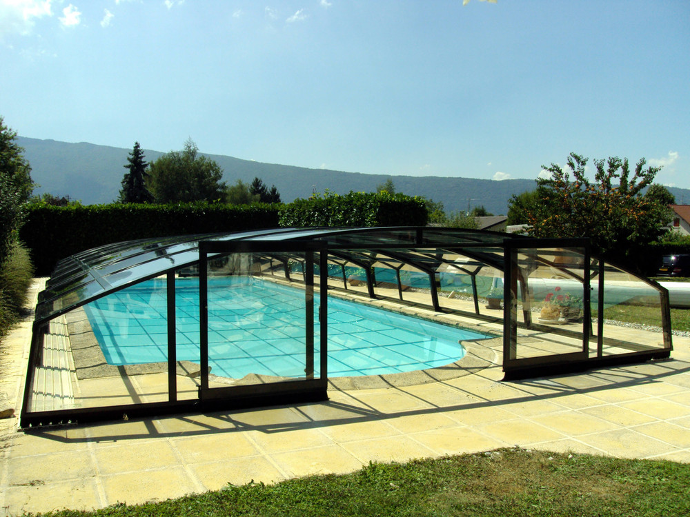 Acoperire piscina Venezia – acoperire retractabila pentru piscine ...