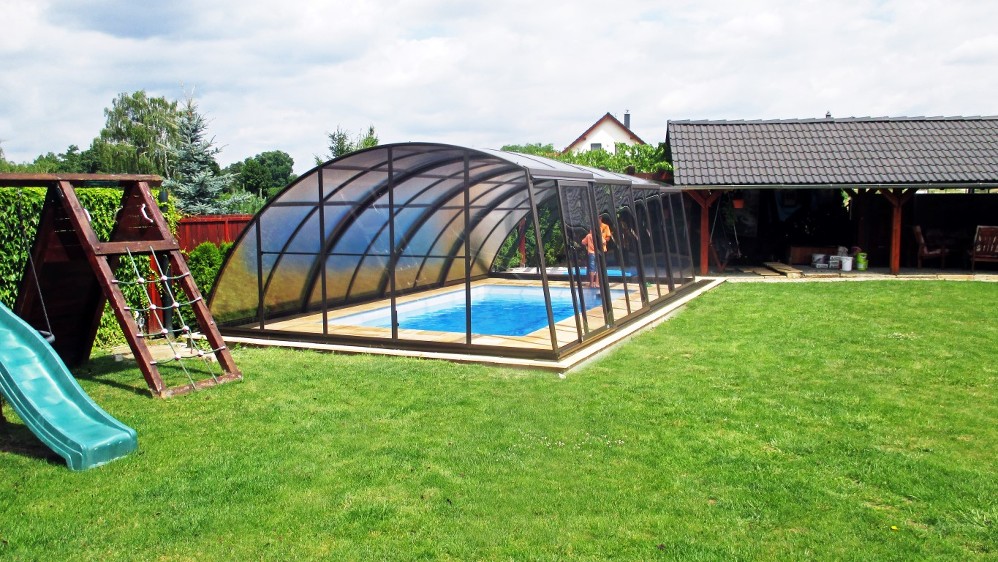 Acoperire piscina Ravena – acoperire retractabila pentru piscine ...