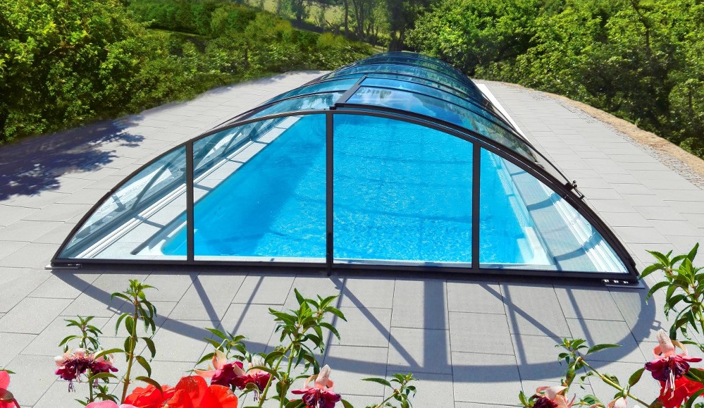 Acoperire piscina Universe NEO – acoperire retractabila pentru piscine ...