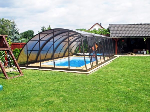 Acoperire piscina Ravena – acoperire retractabila pentru piscine ...