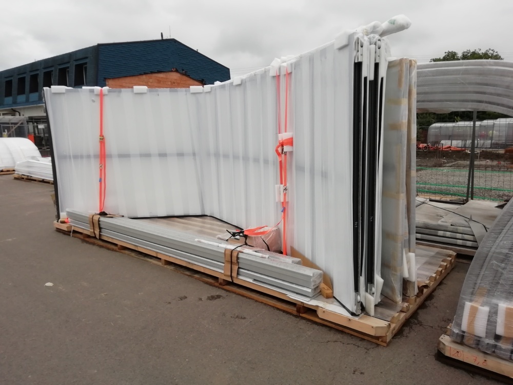 Features and options for pool and patio enclosures | sunrooms ...