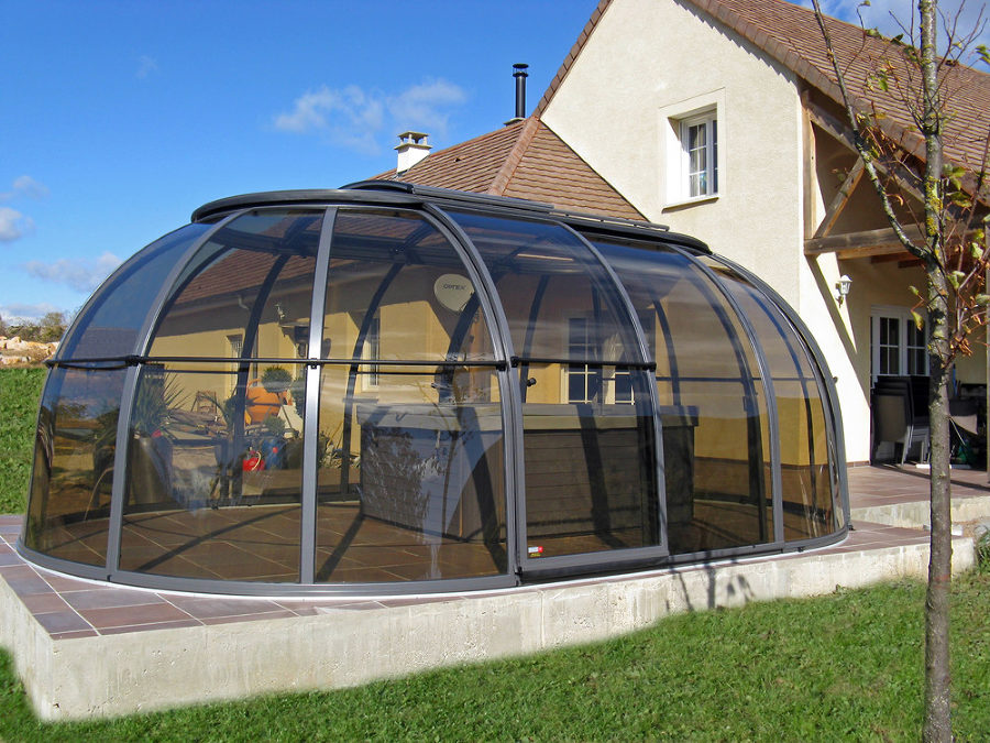 Retractable hot tub enclosure Spa Suhnouse | sunrooms-enclosures.com
