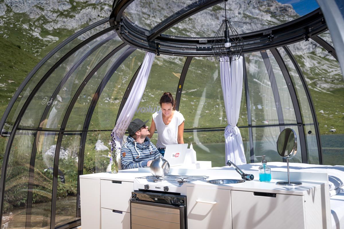 Retractable hot tub enclosure Spa Dome Orlando | sunrooms-enclosures.com